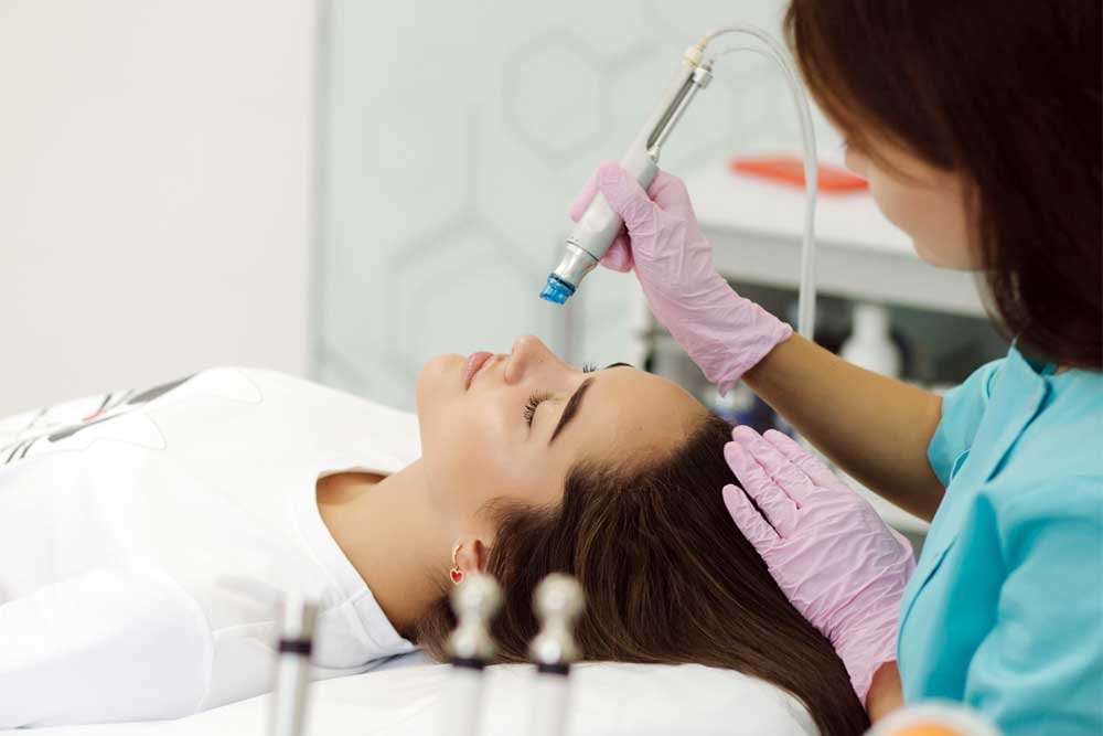 Hydrafacial avec boosters à Paris - Victoire Haussmann